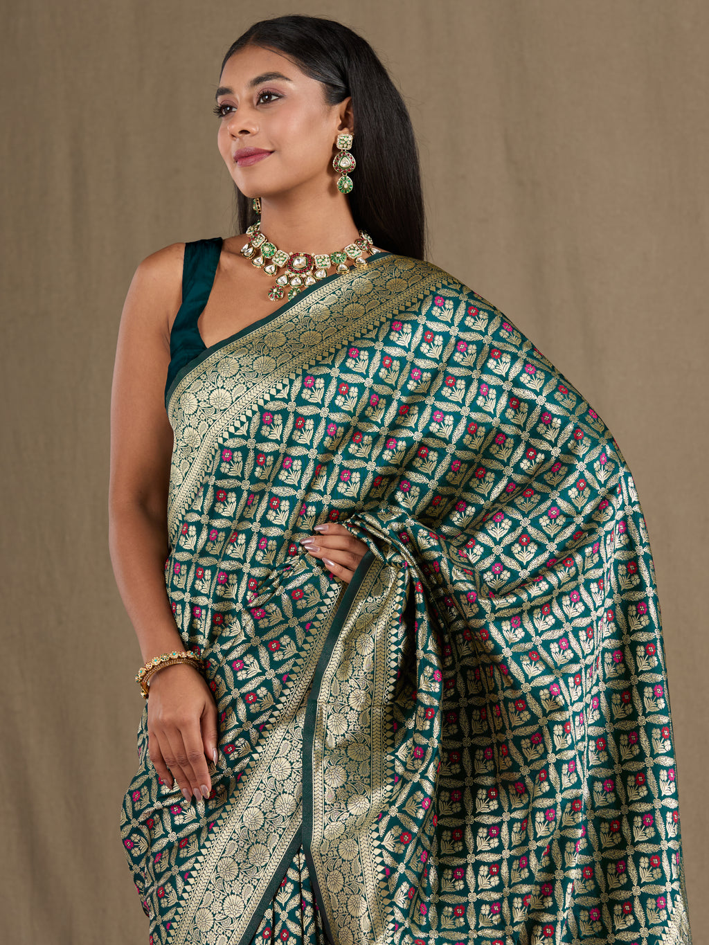 Buy Veda Emerald Green Saree – Navera Sarees